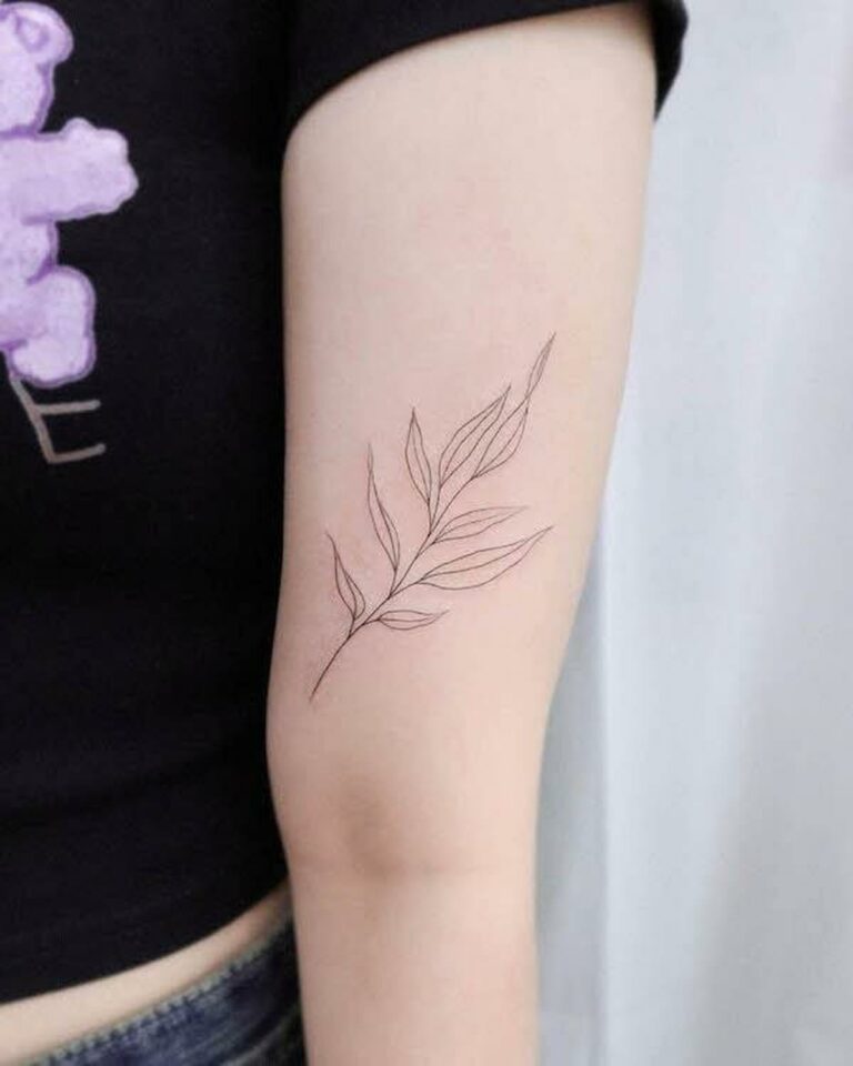 27 Delicate Fine Line Tattoos for a Subtle Statement - Velocity Art and ...