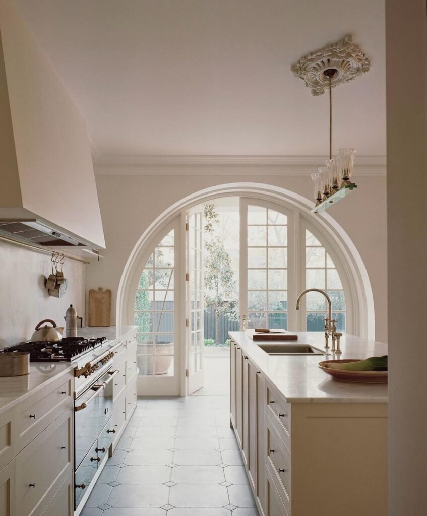 33 Elegant Kitchen Door Ideas That Will Transform Your Culinary Space ...