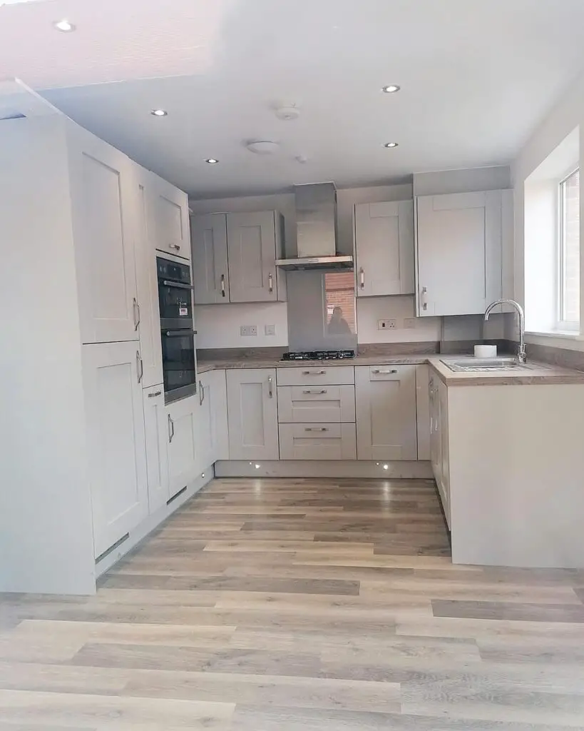 31 Elegant Grey Kitchen Ideas for a Blend of Functionality and Chic ...