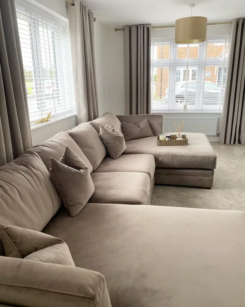 36 Elegant Curtain Ideas for Transforming Living Rooms - Velocity Art ...