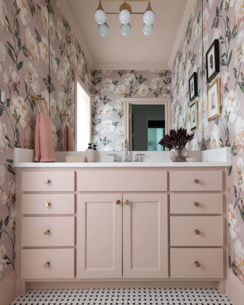35 Gorgeous Pink Bathroom Ideas for a Playful Yet Elegant Look ...
